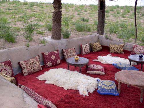 Space Inspirers: Arab Lounge .....